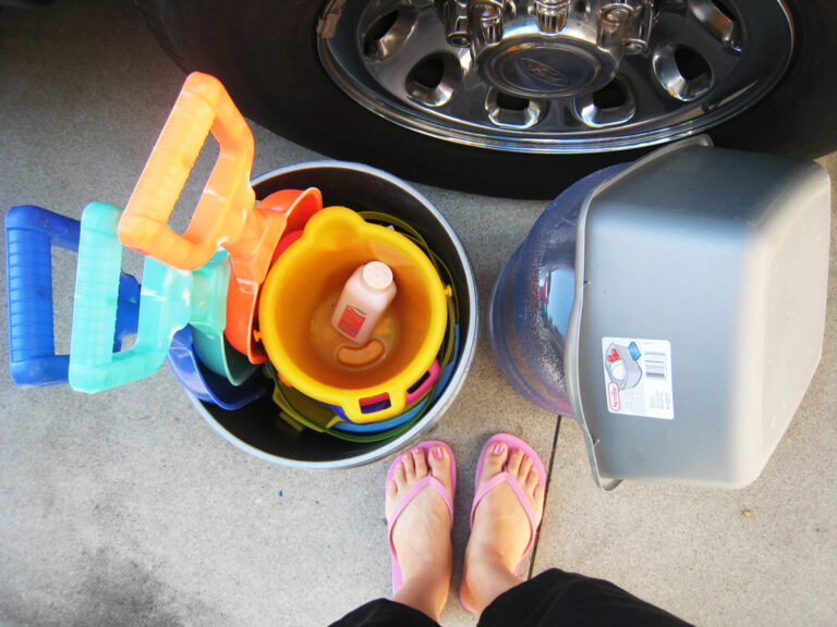 How to Get the Sand Off When You're at the Beach - Life as Mom
